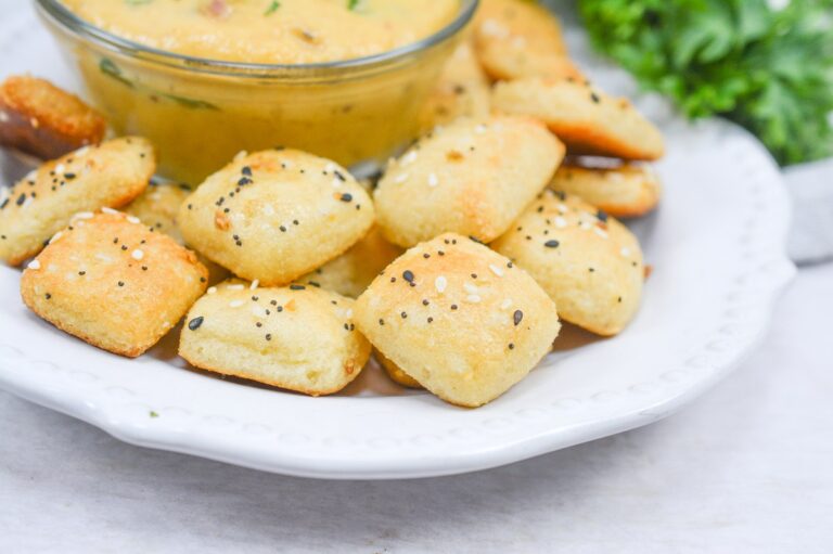 15 Snacks That Turn Any TV Marathon into a Feast - Trina Krug